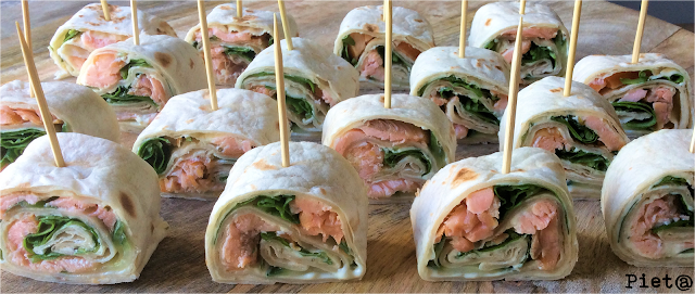 Pieta's hapjes: Wrap met warmgerookte zalm