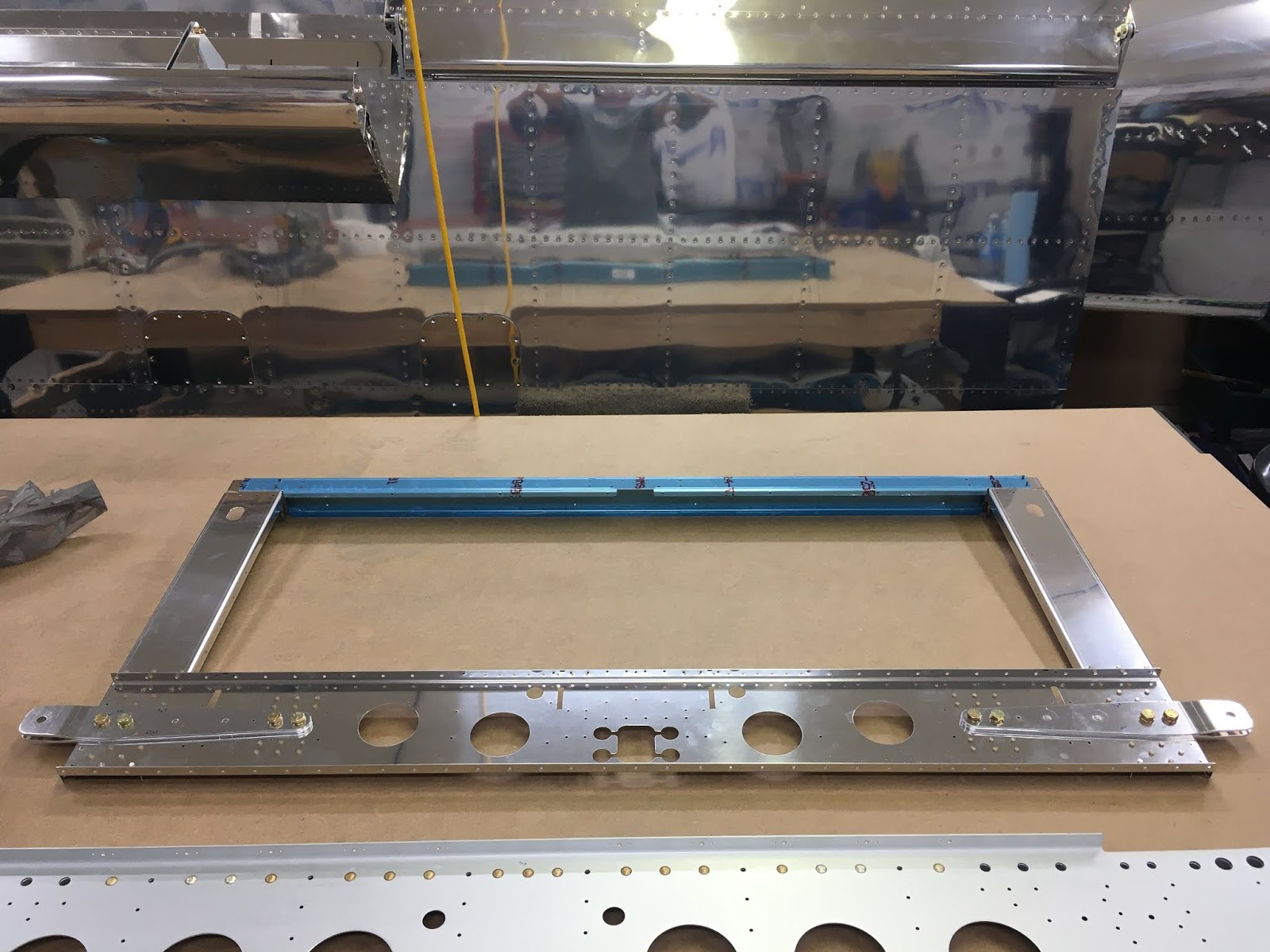 Alex's RV-14A Build Log: 25 - Fwd Mid Fuse Bulkheads (Fuselage kit ...