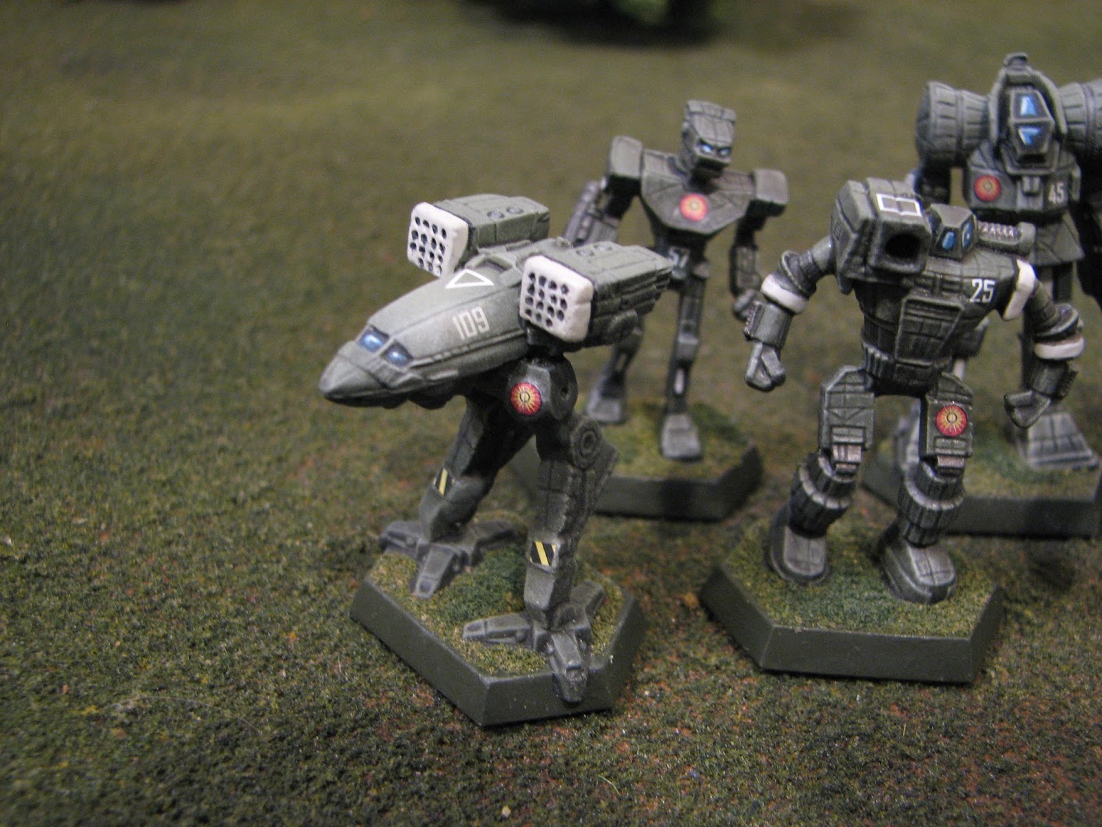 15mm Sci Fi Small Soldiers: Battletech House Davion Mechs Part 2