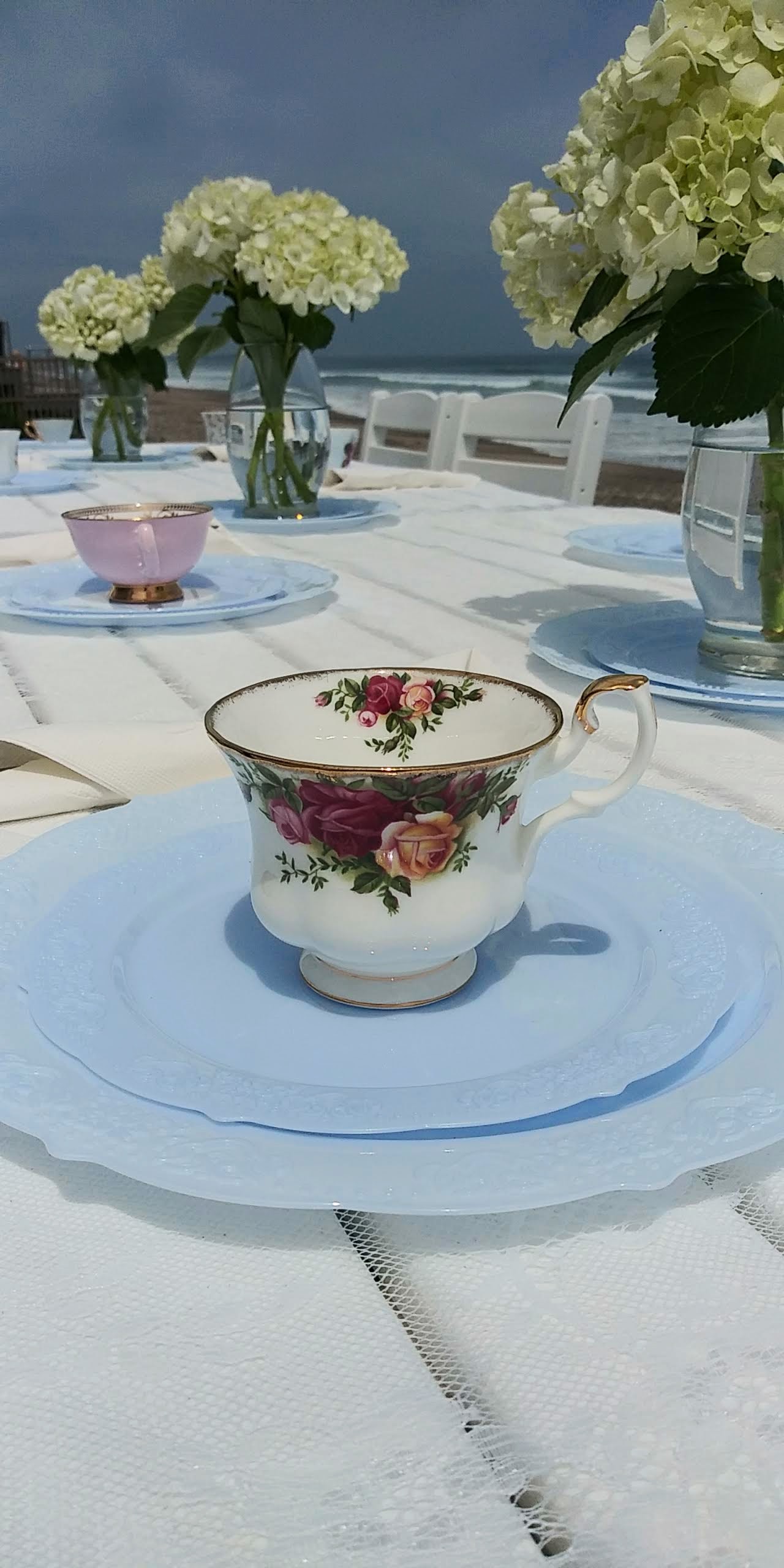 Danielle's Heartfelt Home : High Tea by the Sea ♥