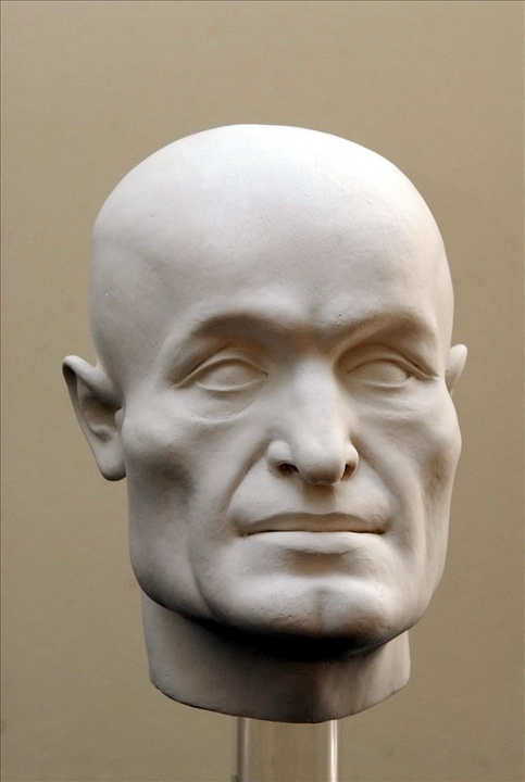 Memory Green / Emlékvirágzás: Janus Pannonius