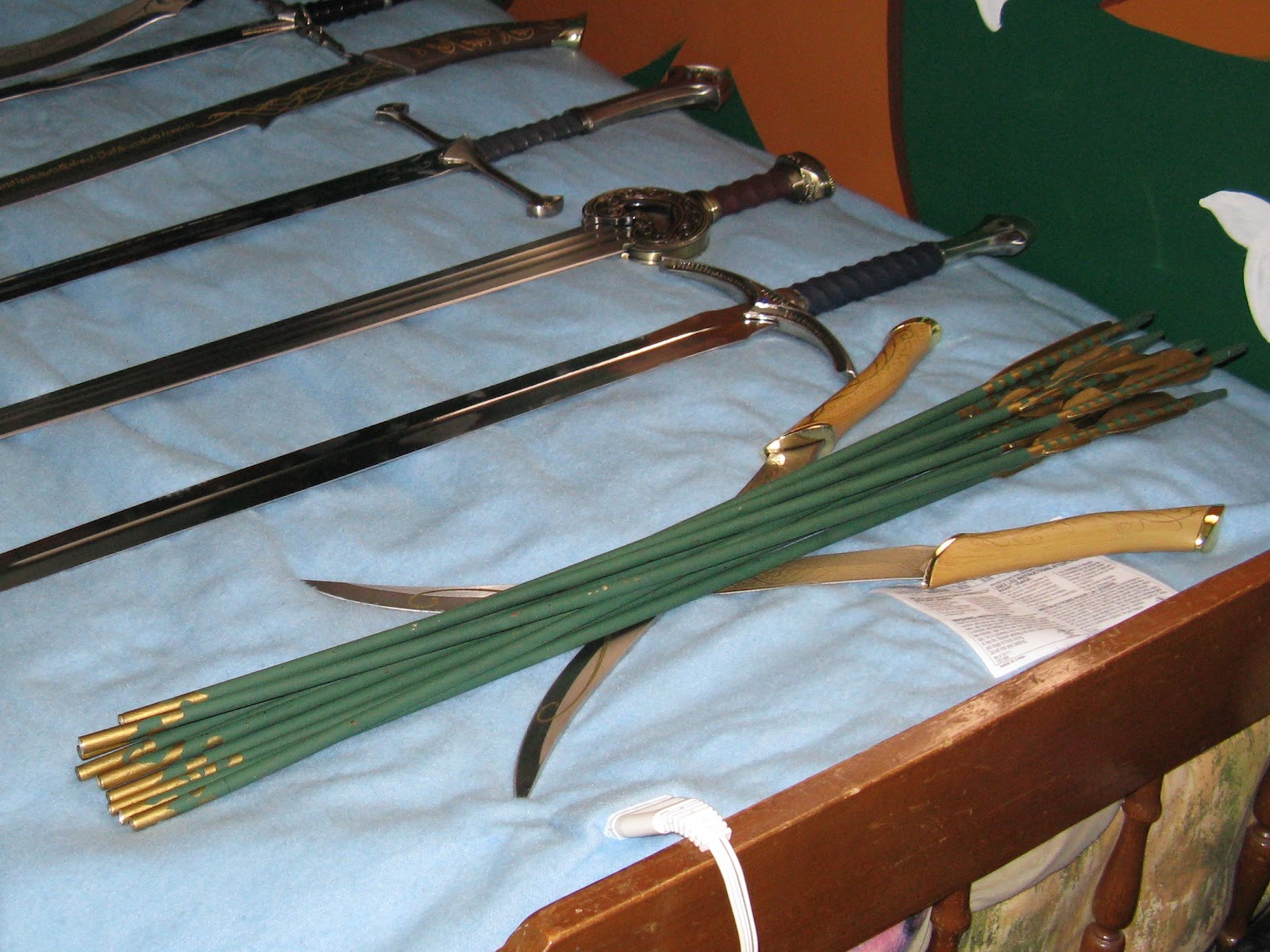 Leaves of Lorian: Legolas Greenleaf Bow(s), Quiver(s)& Arrows; Lord of ...