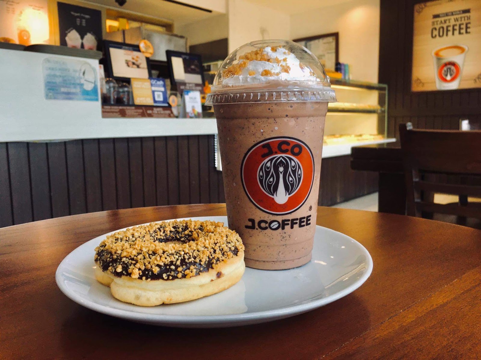 You Can Score A Dozen Of Pre-Packed Doughnuts For Just P295 On December 13