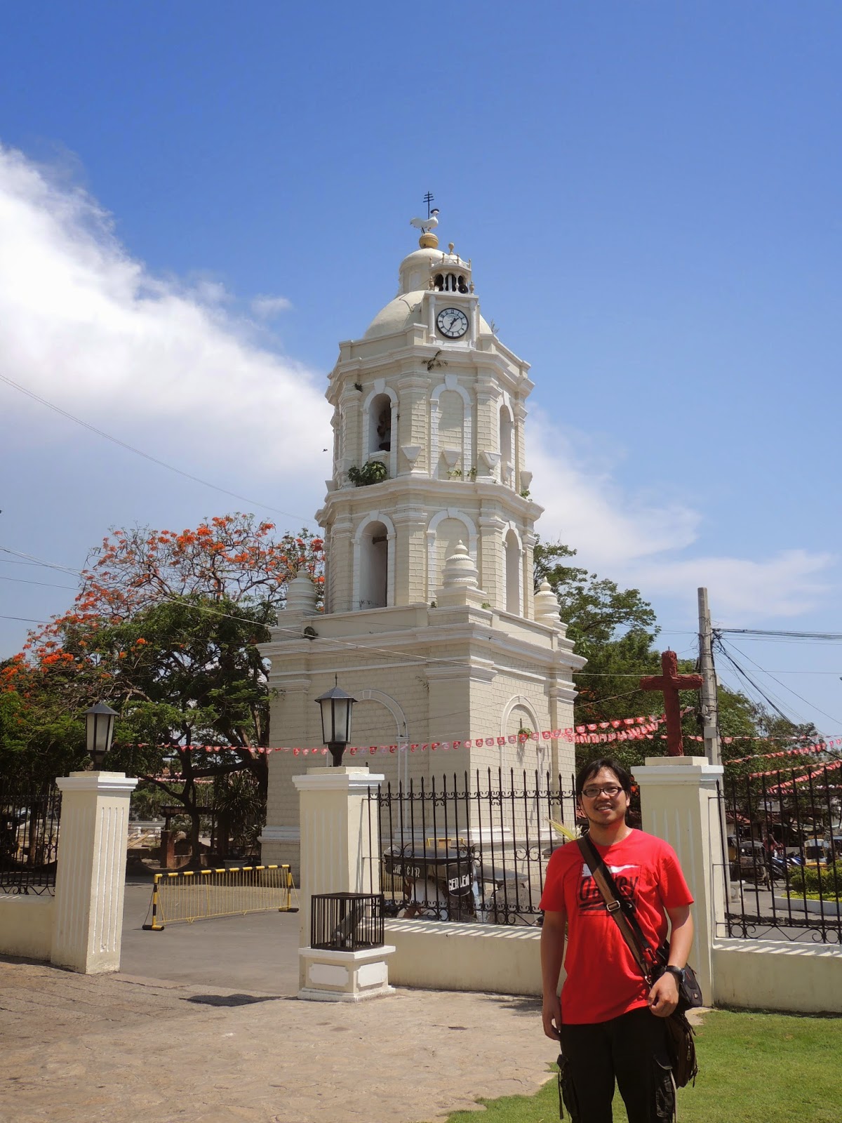 All things bright and beautiful....: Vigan City, Vigan Church and Baluarte