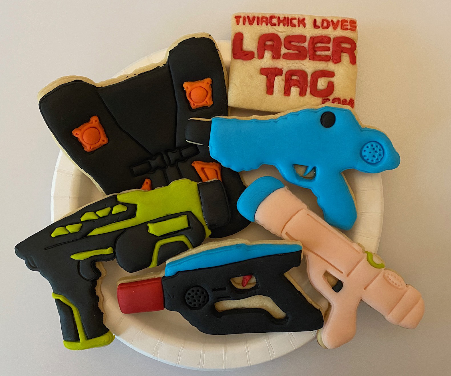 Tiviachick Loves Laser Tag: Laser Tag Cookies!