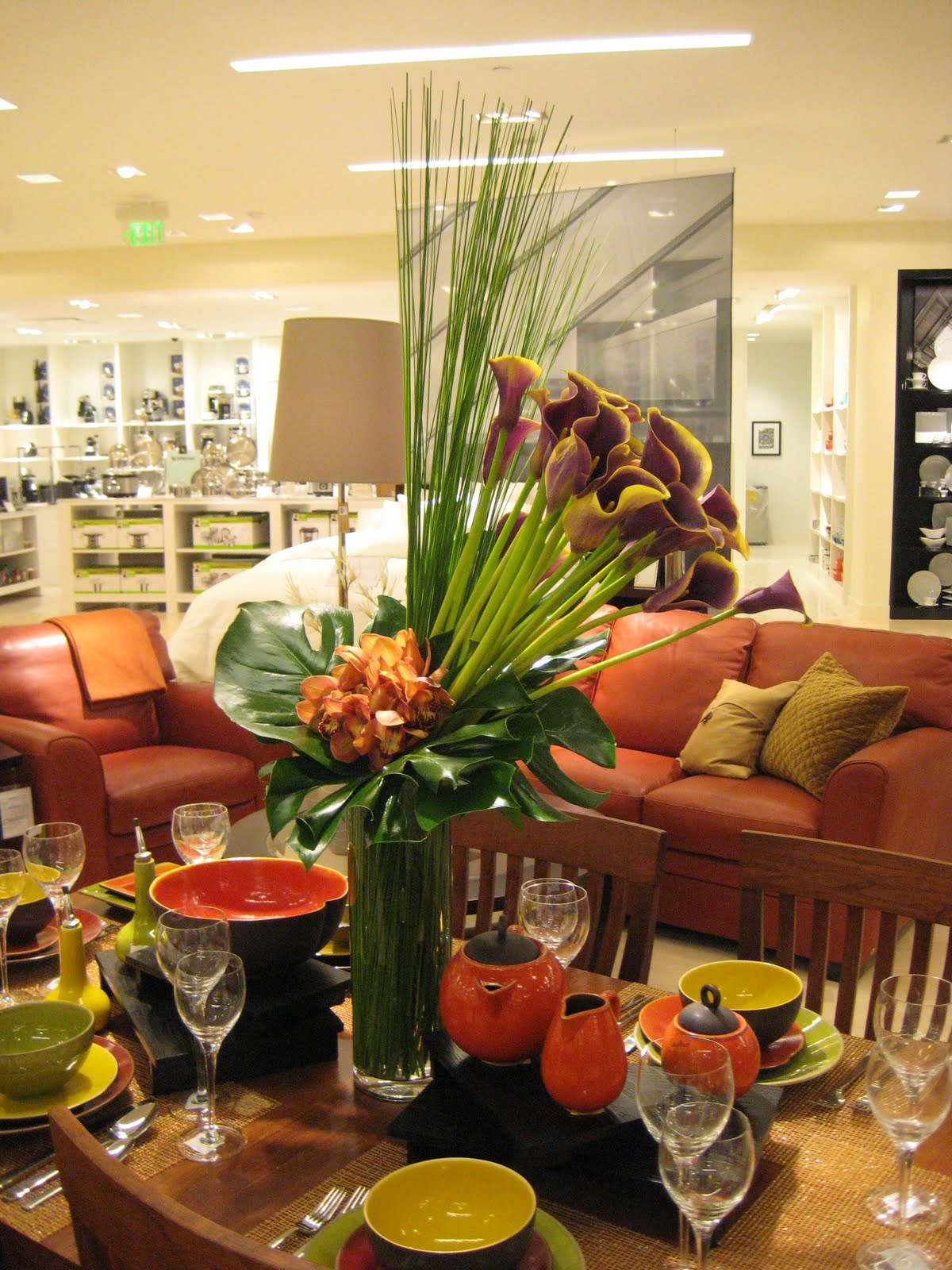 Helen Olivia Flowers: Modern arrangements