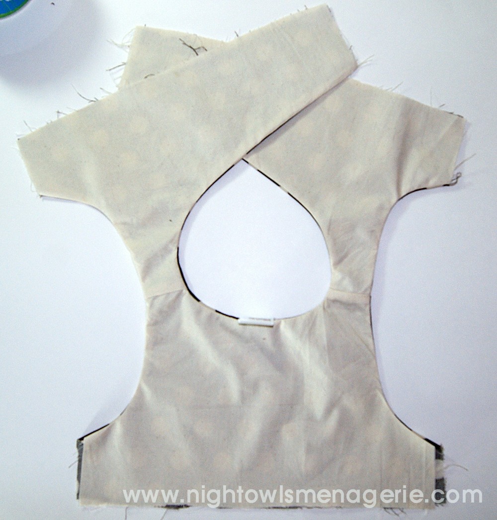 Night Owl's Menagerie: Tutorial: How To Make A Lined Bodice