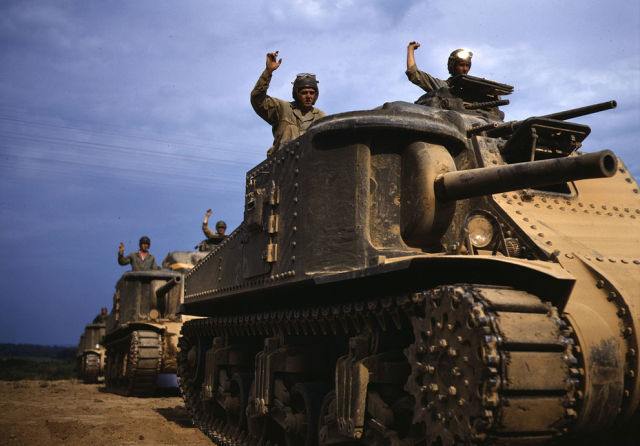 Amazing Color Photos of American Life During World War II ~ Vintage ...