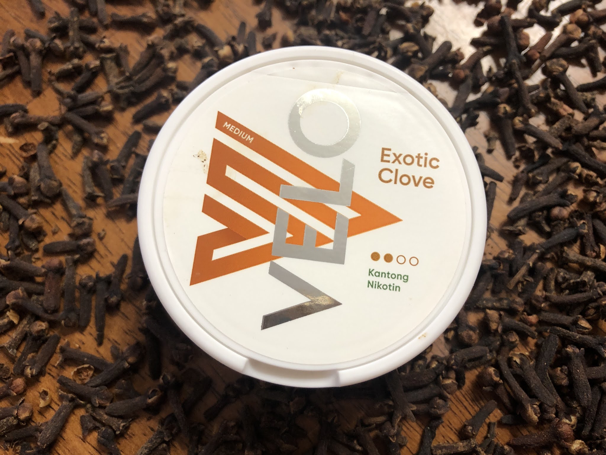Velo Exotic Clove (Nicotine Pouches) - Review. 6 December 2020.