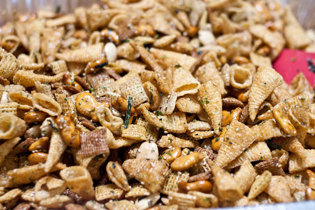 FOODjimoto: Furikake Chex Mix