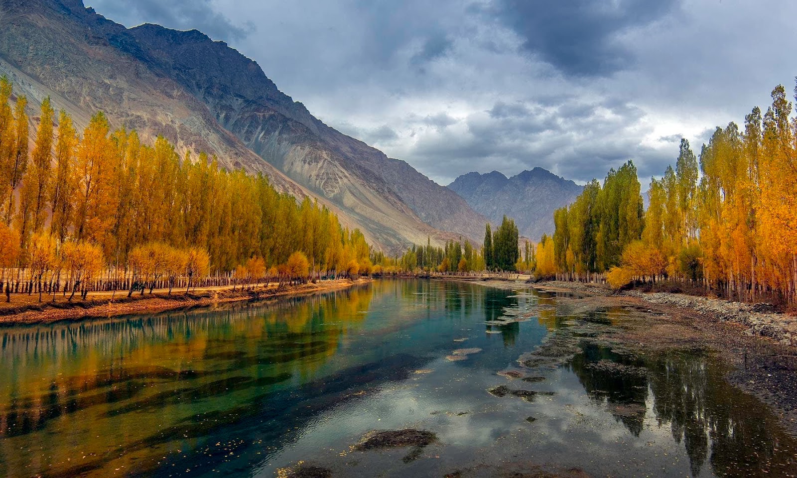 14 best places of Gilgit-Baltistan to visit in Autumn - Trango Tours
