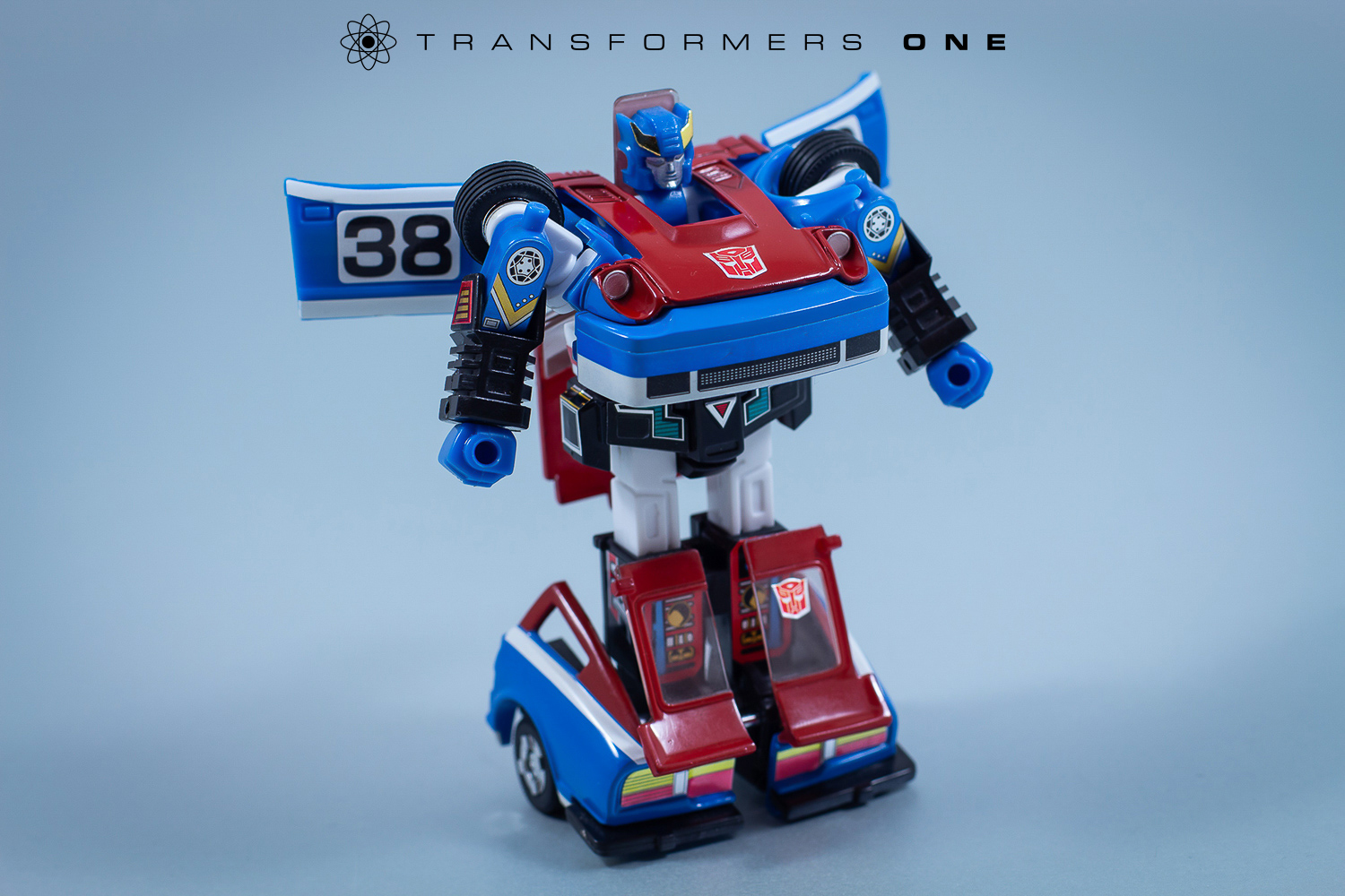 Transformers Square One: Hasbro G1 Reissue Smokescreen - Devolution