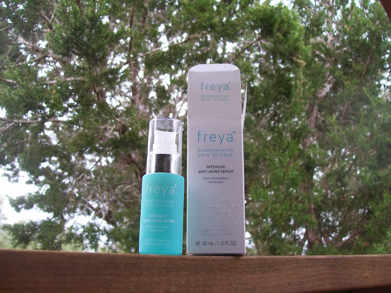 Valerie's Reviews : Freya Skin Care: Intensive Anti-Aging Serum Review
