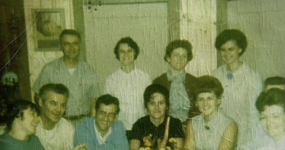 Boettcher/LeVangie Family Photos: 9 BOETTCHER SIBLINGS (Al and Theresa ...