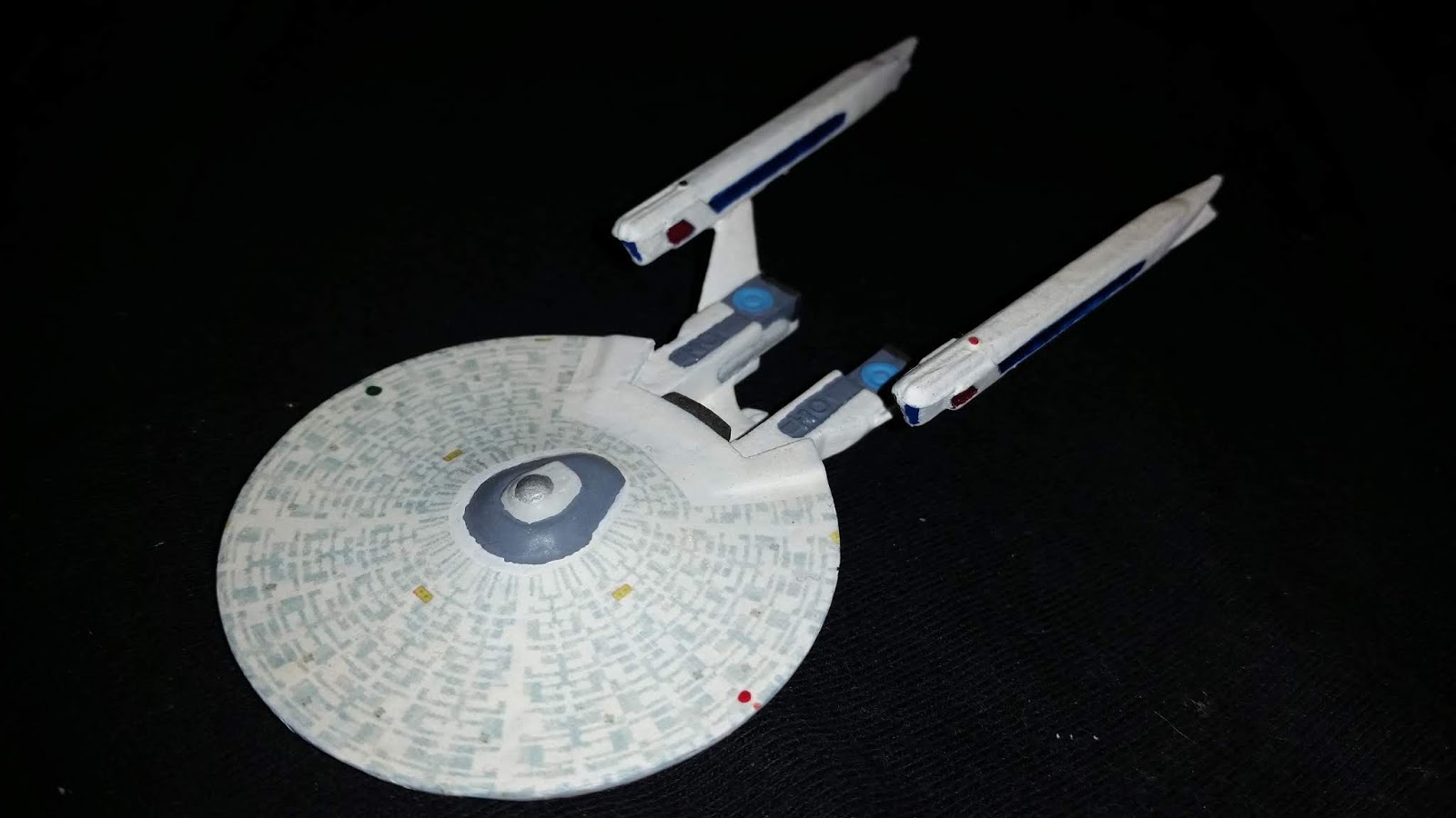 Deep Space Pat: Resin Kit Review: The Delta Quadrant 1/2500 Phobos ...