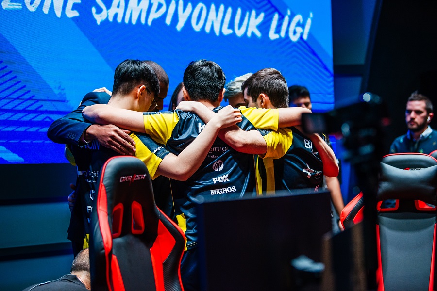 Espor Takımı Kurmak İçin En Önemli Olan 3 Madde - A'dan Z'ye Espor