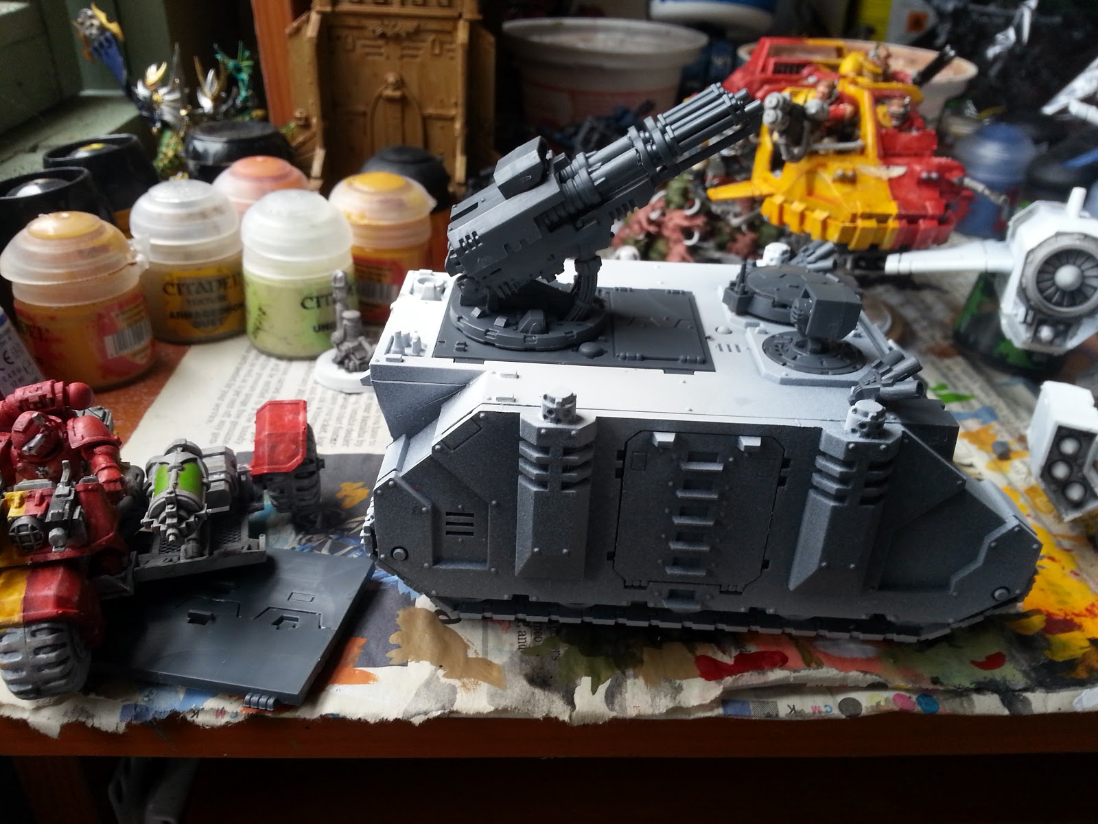 Raise the Standard - a Warhammer 40K blog: Razorback turret - middle or ...