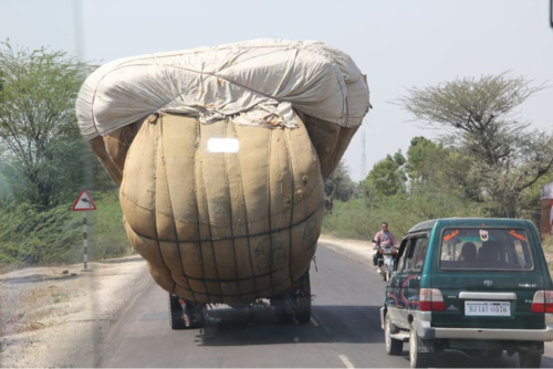 Top 10 Overloaded Trucks - The World Of Photography