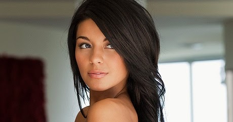 Navegante del Mar de Papel: Qué bien, instancia de Angie Marie