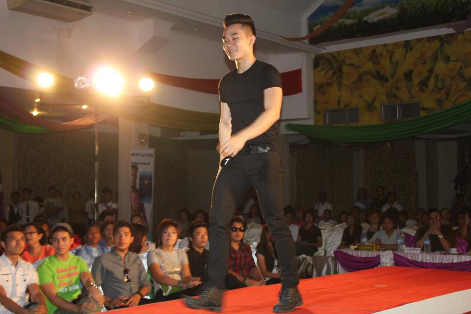 M y a n m a r H u n k s: Min Pyae Sone @ Wellness Guy