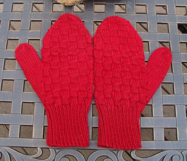 Bead Knitter Gallery: Red Mittens