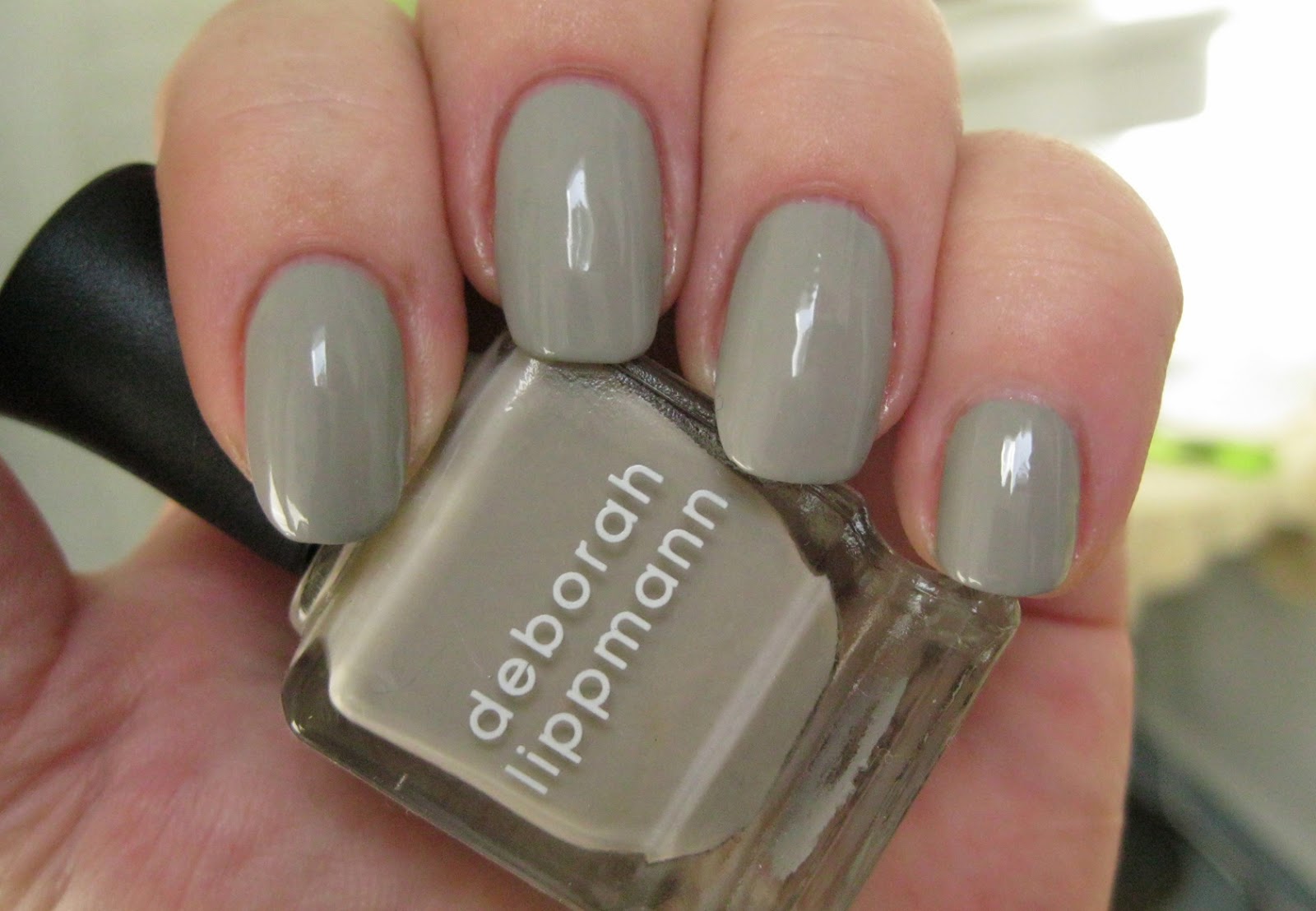 Lacquer Slacker Liz: Deborah Lippmann Waking Up in Vegas
