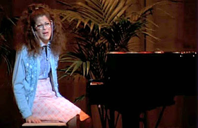 Jewish Humor Central: Throwback Thursday: Gilda Radner (as Lisa Loopner ...