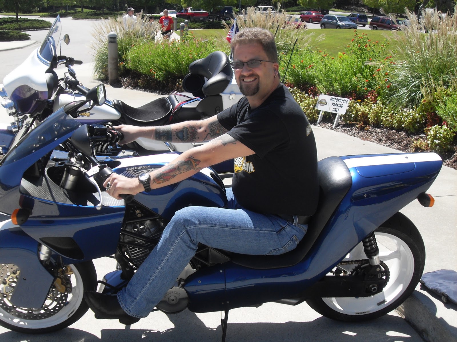 MotoSicklePics: Alligator Motorcycle