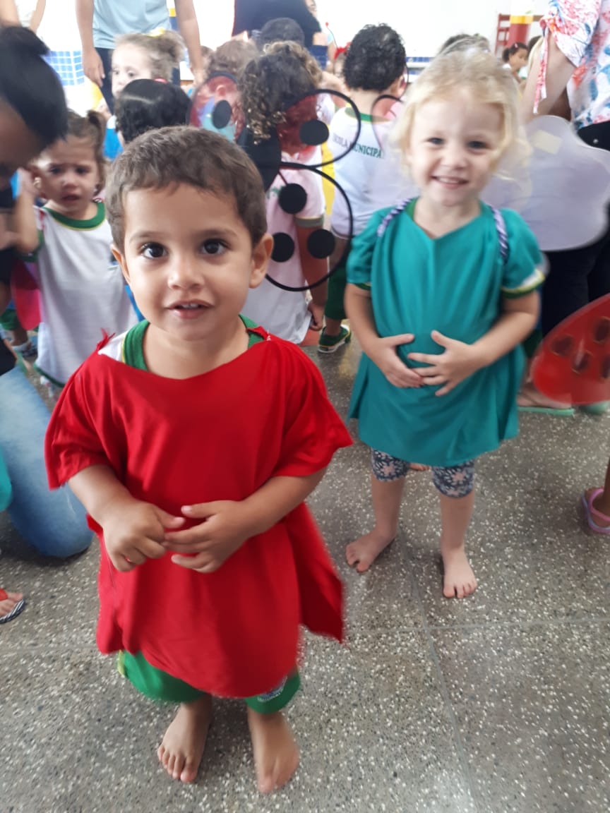 EMEI Gérson Pires da Silva: SEXTA SHOW: CRECHE II "B" E CRECHE III"B"