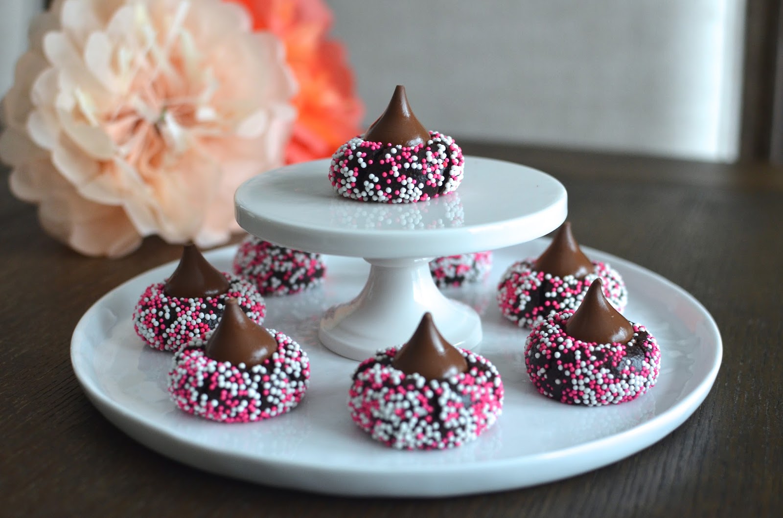 Playing with Flour: Valentine "Kisses"