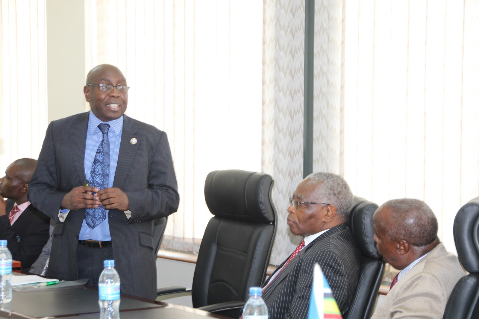 Rweyemamu info blog: CHIEF JUSTICE OF THE REPUBLIC OF KENYA BENCHMARKS ...