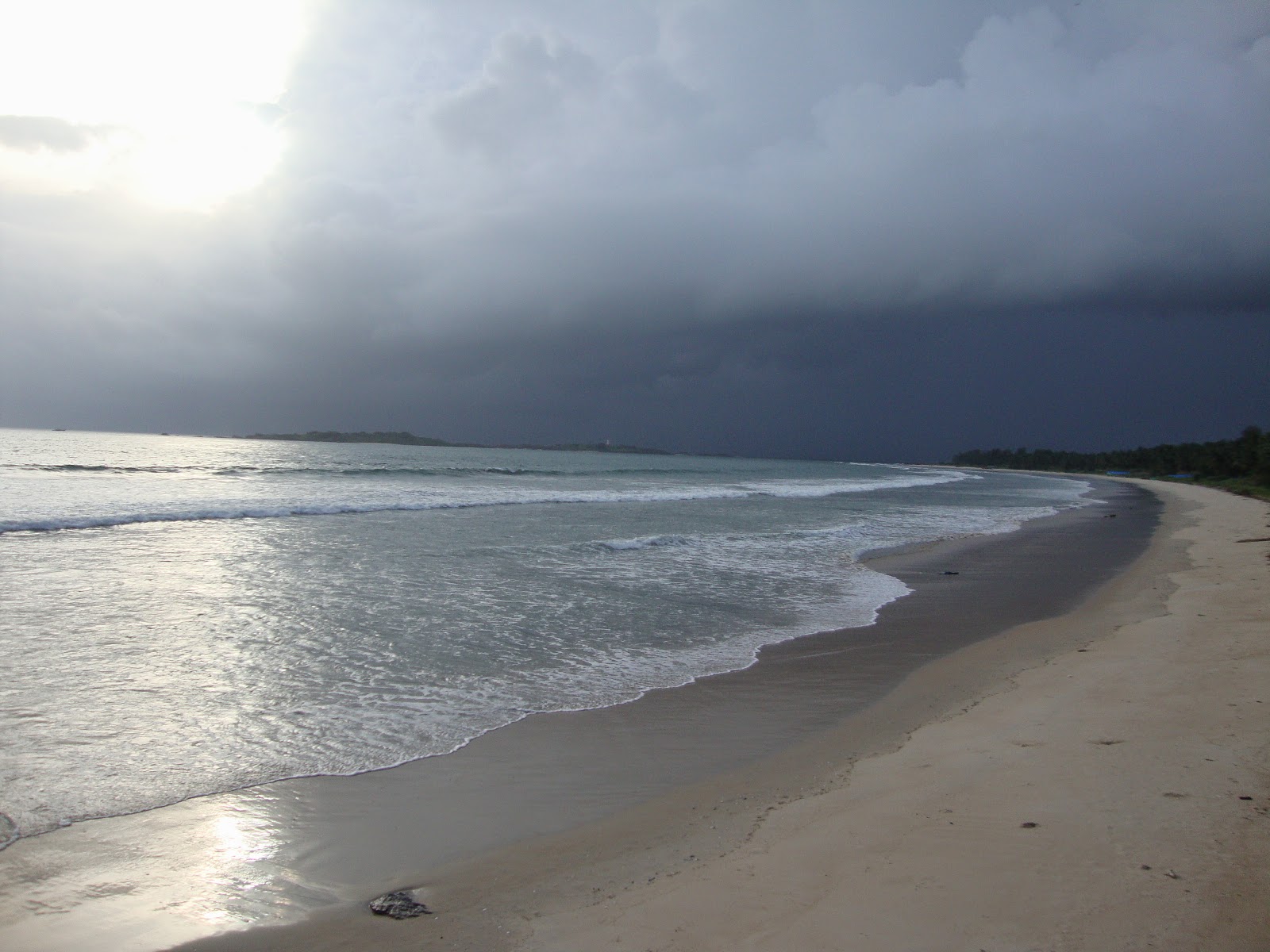 YENNAAR: Mattu Beach