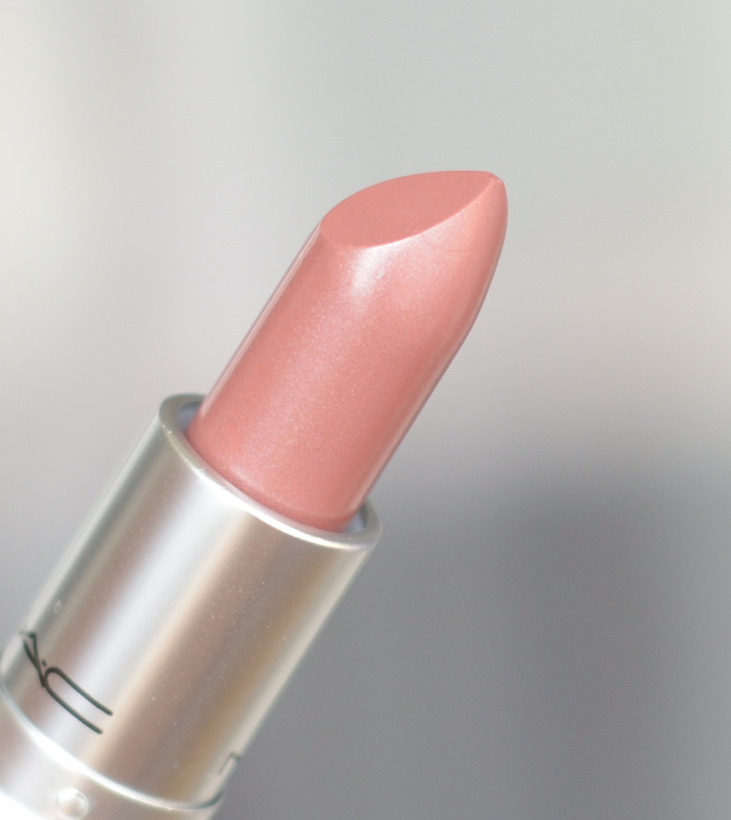 La vie de la femme: Помада для губ MAC Lustre Lipstick Midimauve