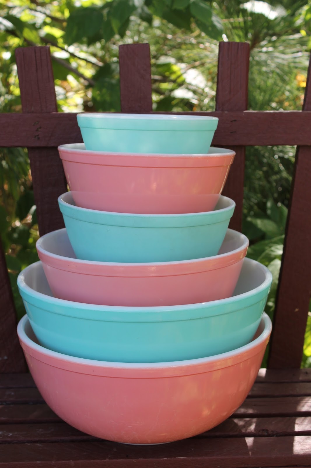 A Little Bit of Everything: Pretty Pyrex