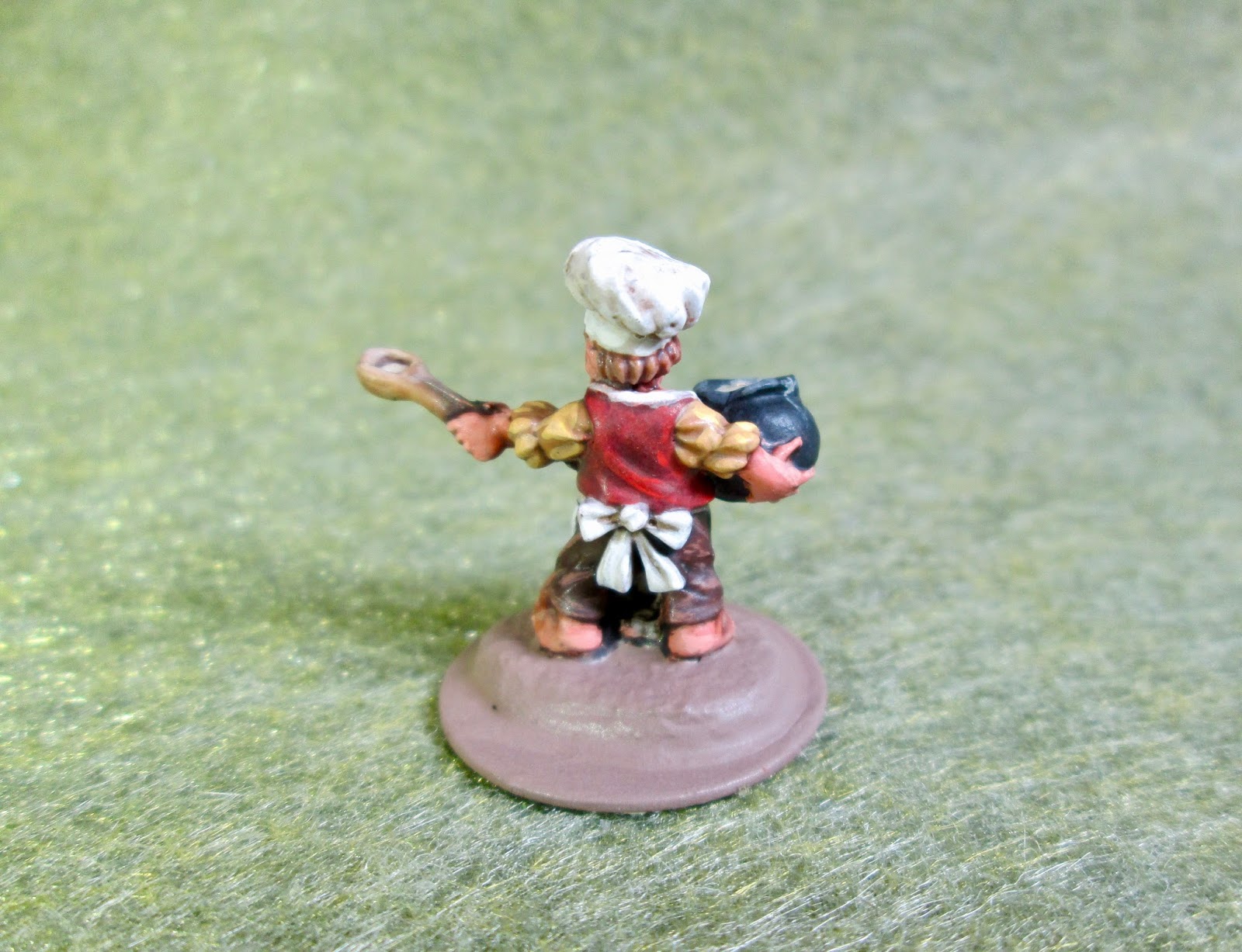 All Bones About It: Halfling Cook: Bones 3 Figure