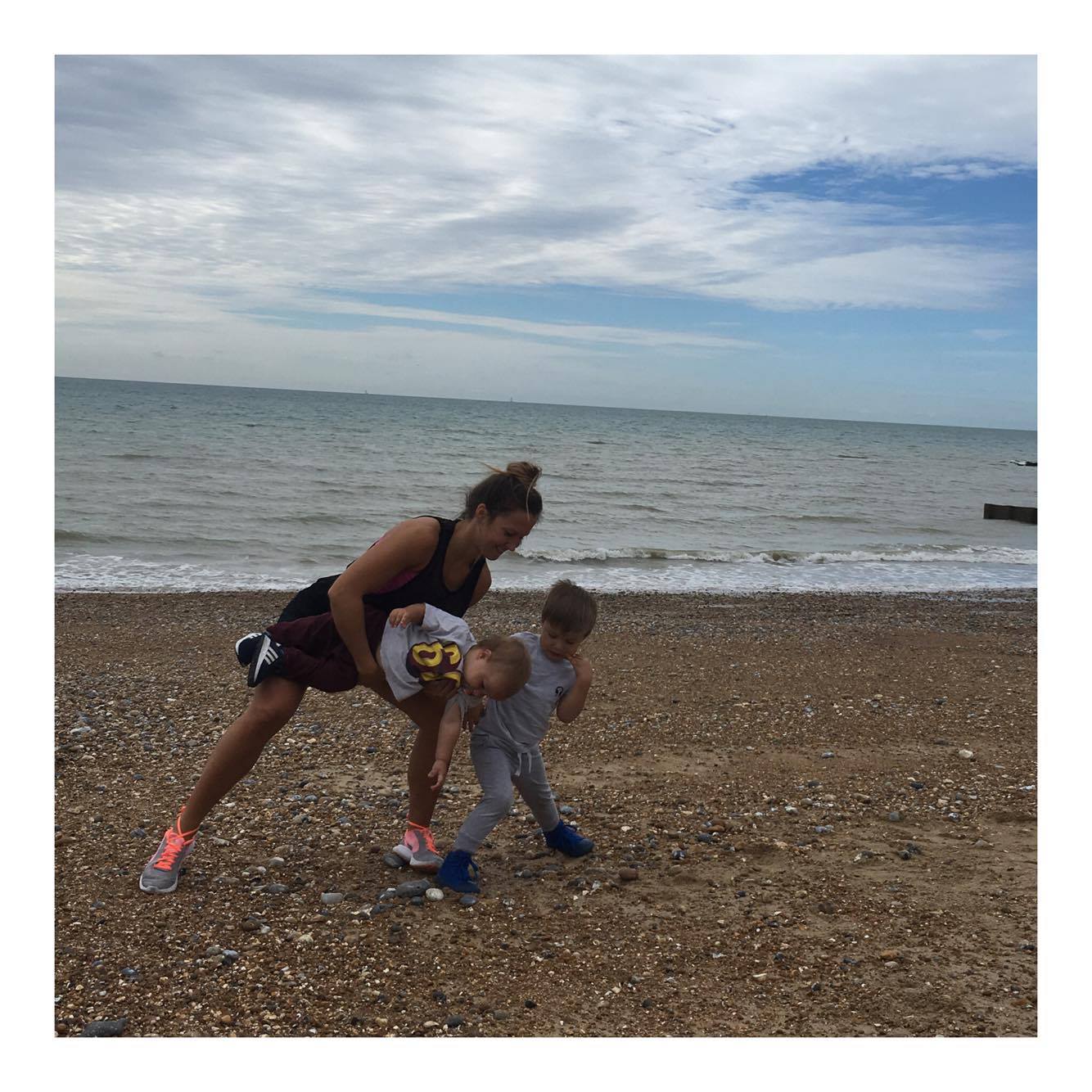 Fun full body workout with the kids