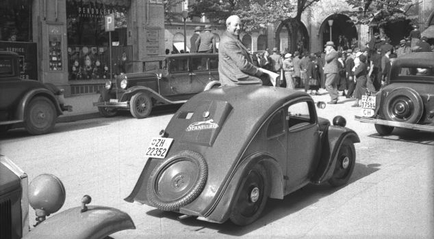 World War II in Pictures: The VW Beetle During World War II