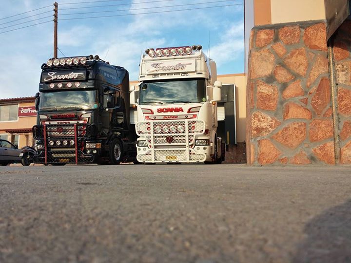 SCANIA V8 GREEK TEAM
