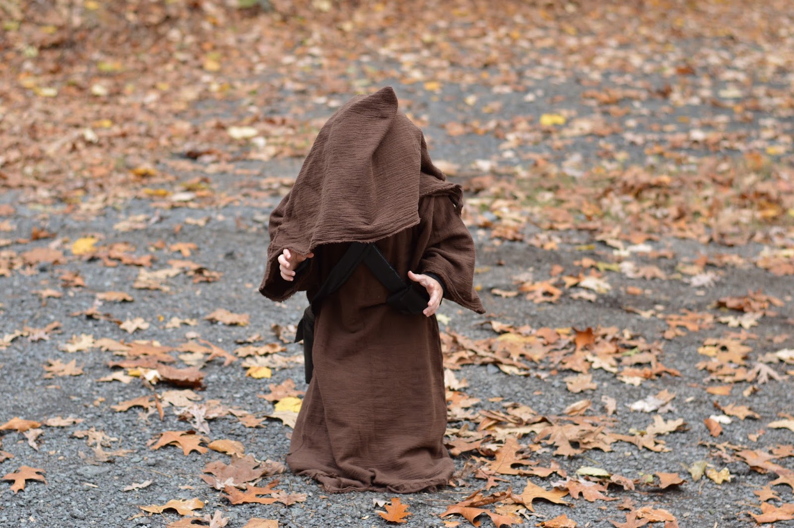1001 Goals: DIY Jawa Costume