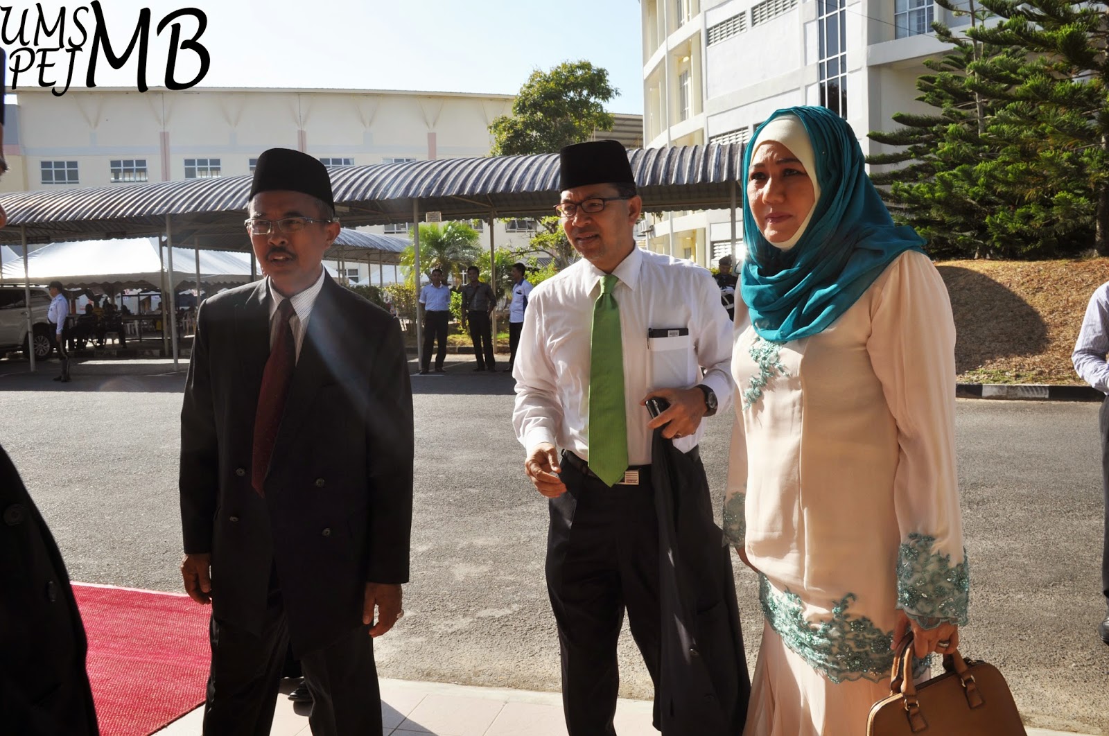 AKTIVITI MENTERI BESAR PERLIS: MAJLIS ISTIADAT KONVOKESYEN PTSS KE 8