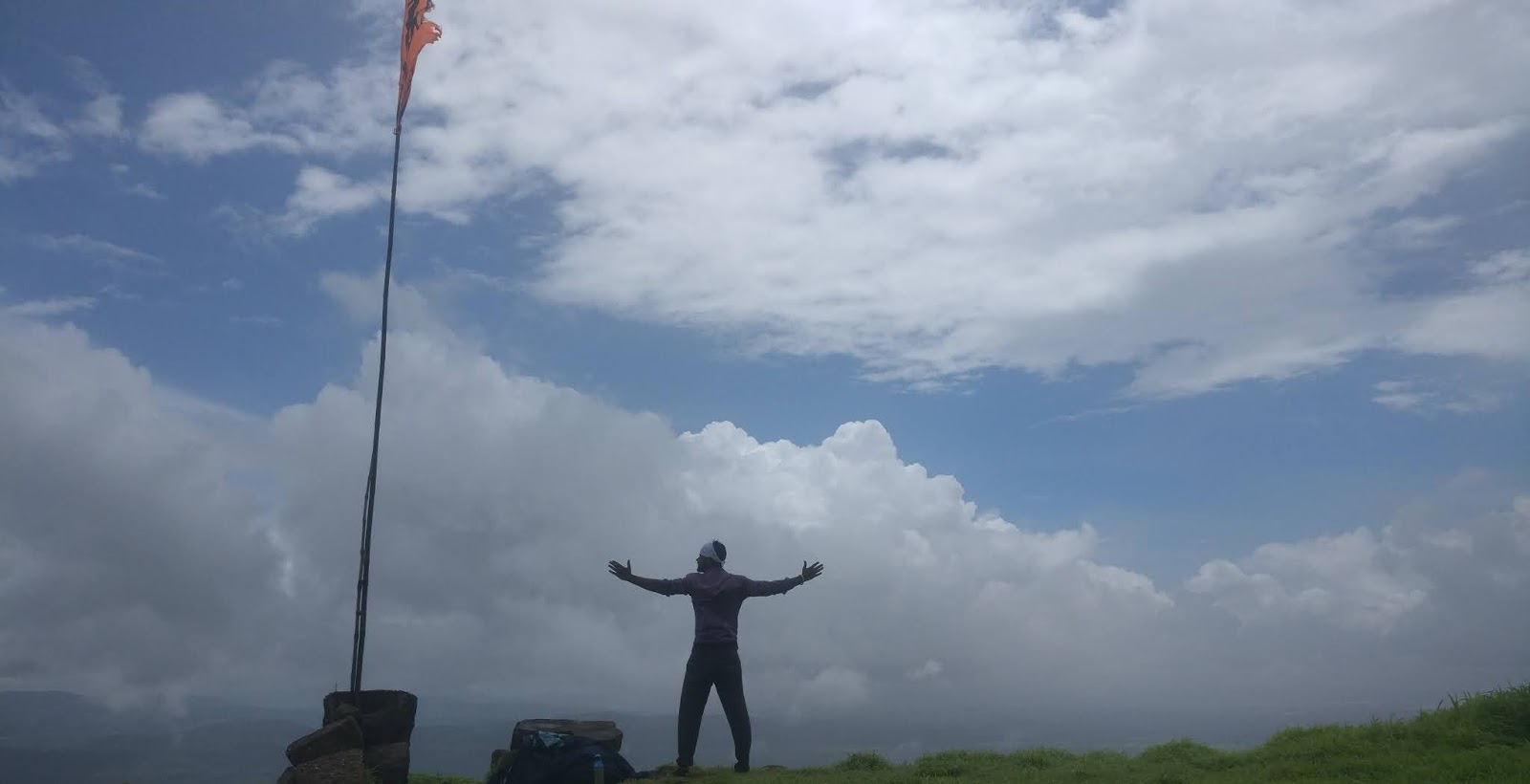 Manikgad Fort Trek | A Trek That Will Make You Wonder - SAMSTRAVELPLAN