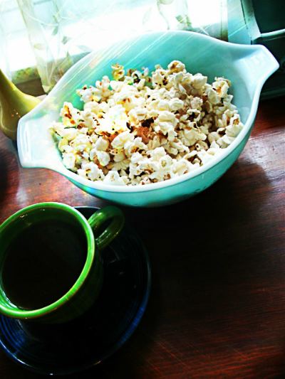 Inspired By Felicity Blog: A Date with Kettle Popcorn & Fruity Tea
