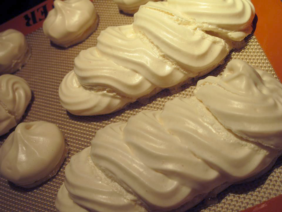 Croque en bouche !: Meringue française (recette de base)