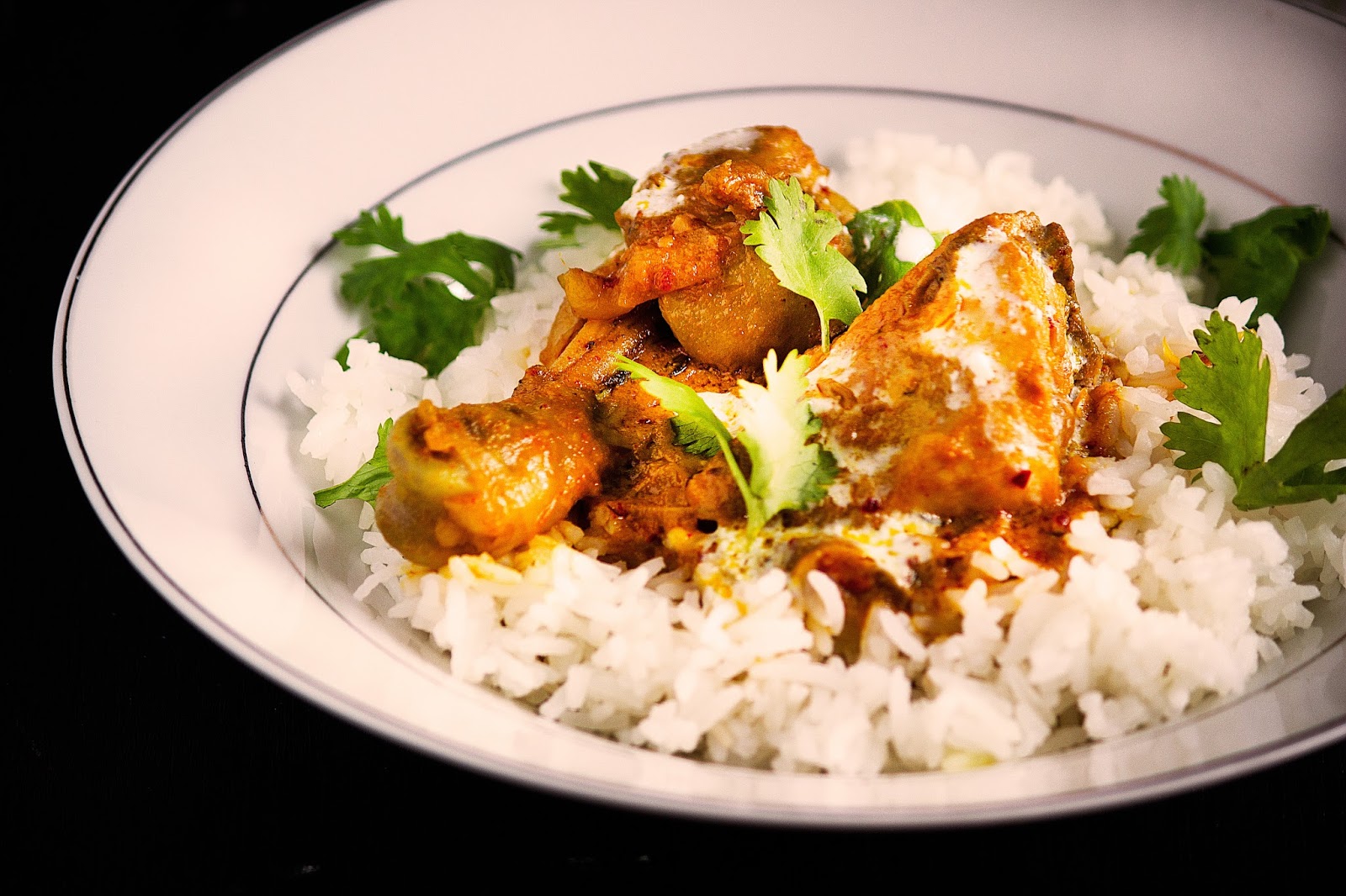 Doi Murgi / Dahi Chicken / Chicken in smooth Yogurt Sauce