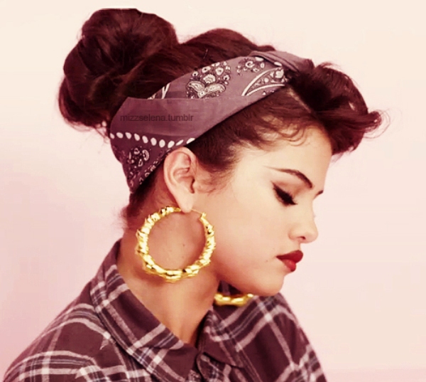 Pretty Princess: Selena Gomez as a chola
