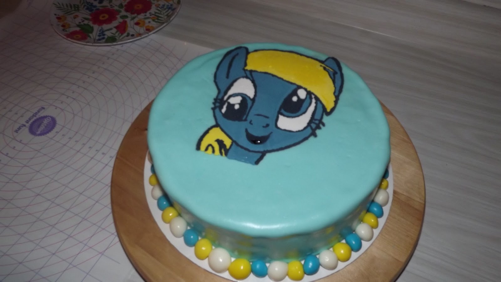 Mandy's cakes: My Little Pony Derpy Birthday cake