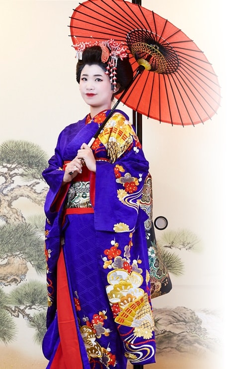 The World's First Geisha Cafe Opens in Osaka, Japan - For Urban Women ...