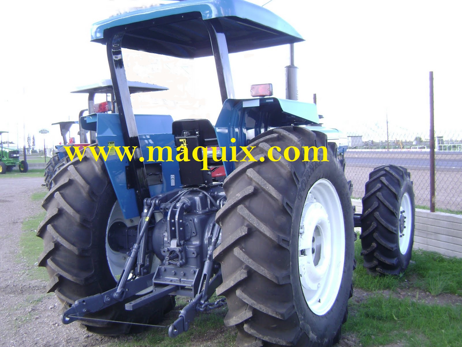 MAQUINARIA AGRICOLA INDUSTRIAL: Tractor Ford NH 8010 por $23000 dlls ...