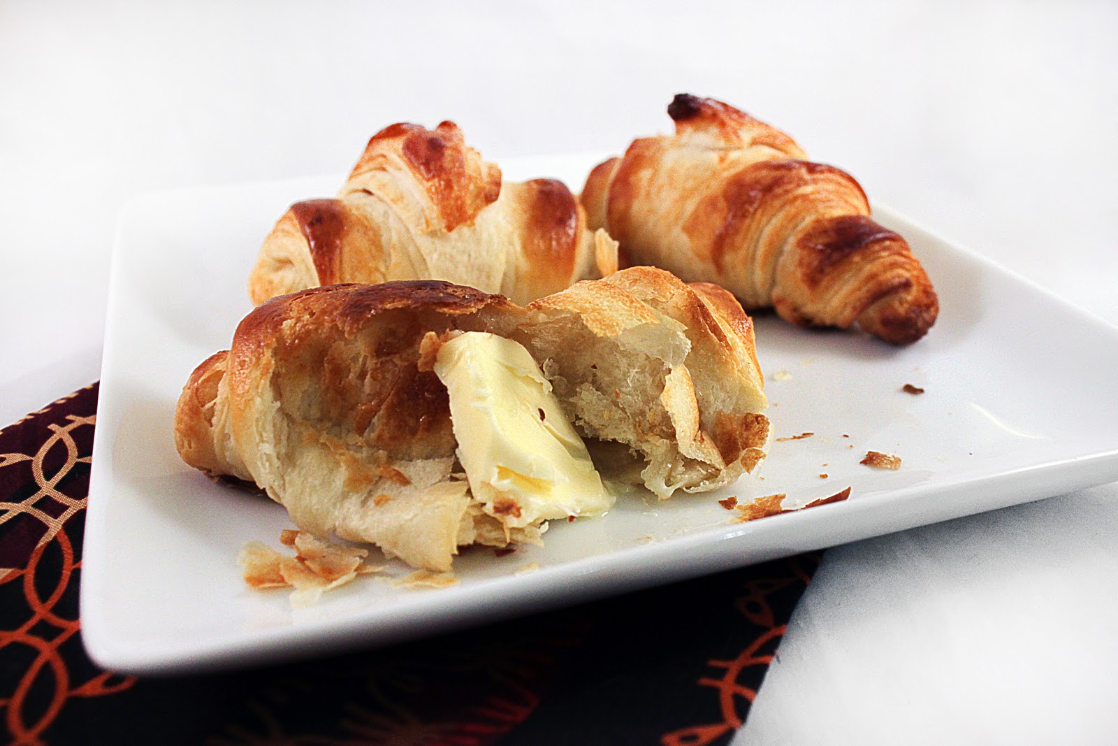 Ingredients of a 20something: Daring Bakers' challenge: Croissants