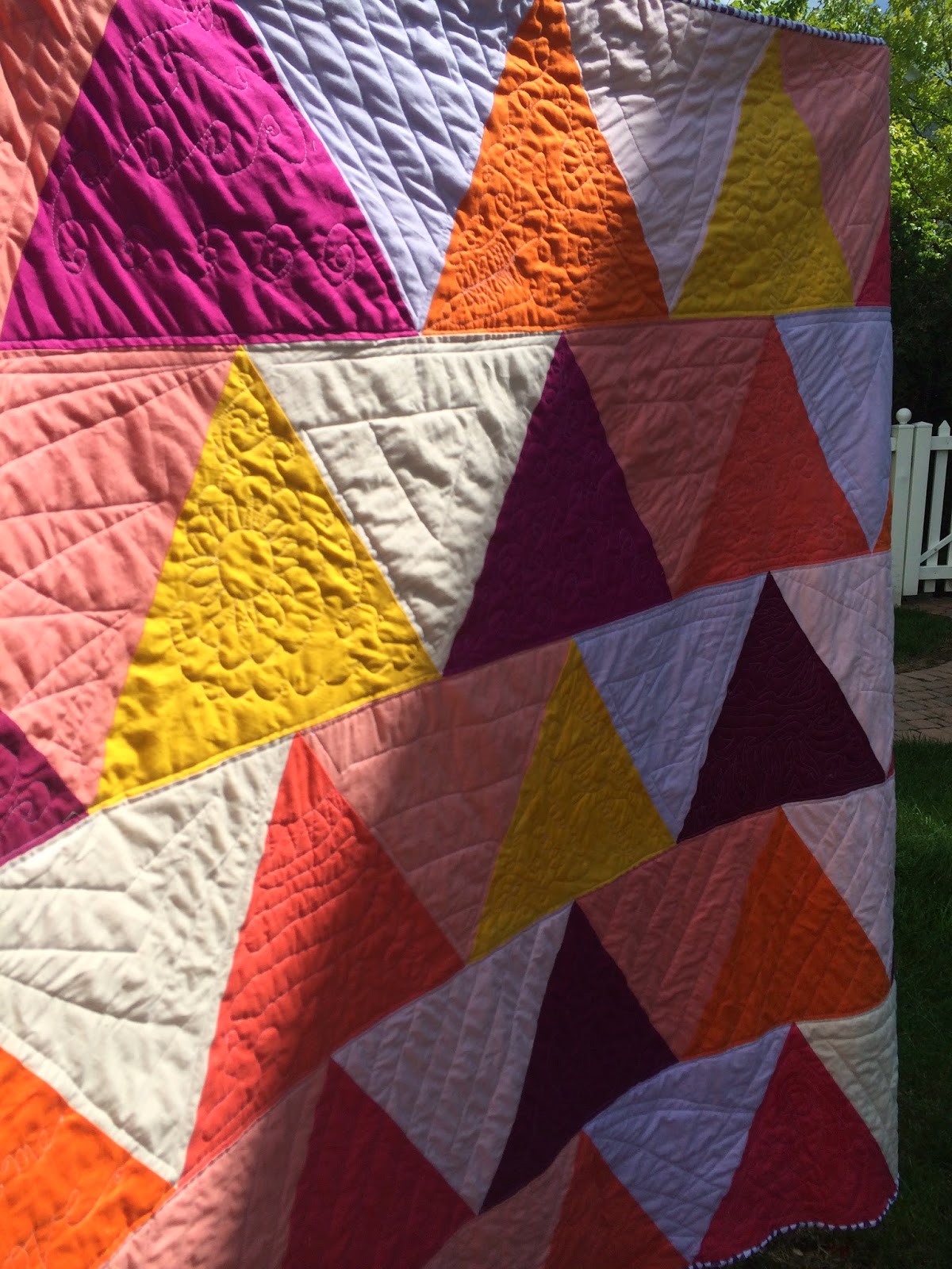 HayleySews: RJR Cotton Supreme Solids - A Summer Sunrise Quilt (free ...